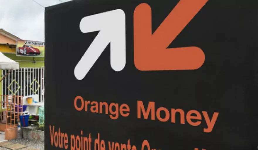 Orange and Ecobank Launch Money Transfer Service
