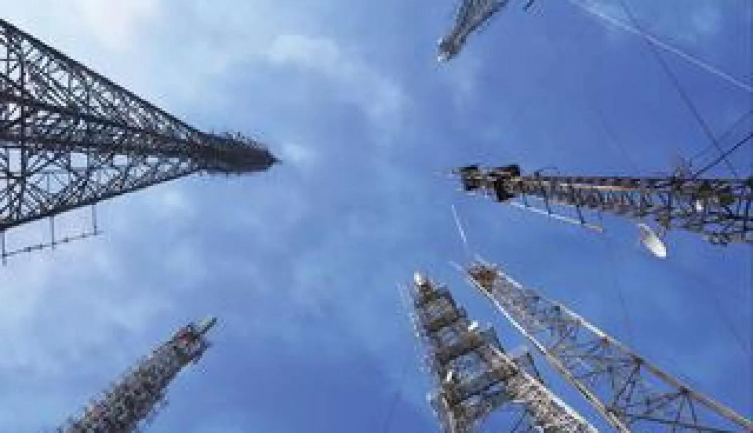 Broadcom Communication Networks : Broadening their Horizons